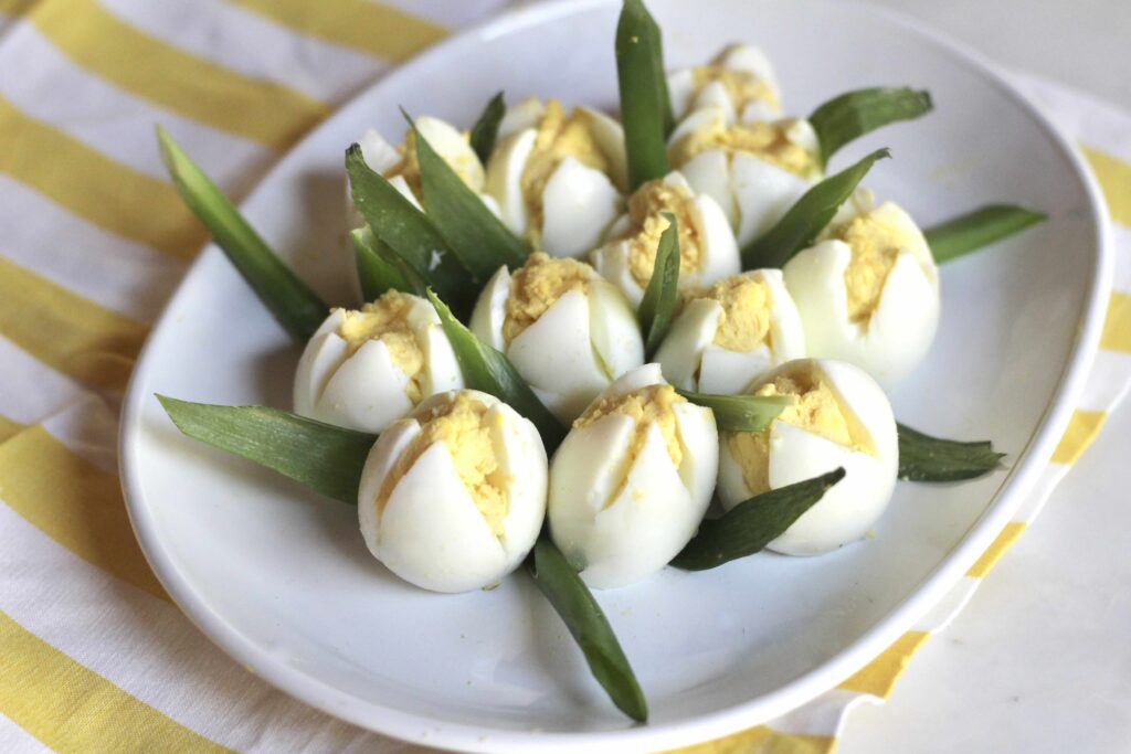 Spring Tulip Deviled Eggs – Diary of a Mad Hausfrau